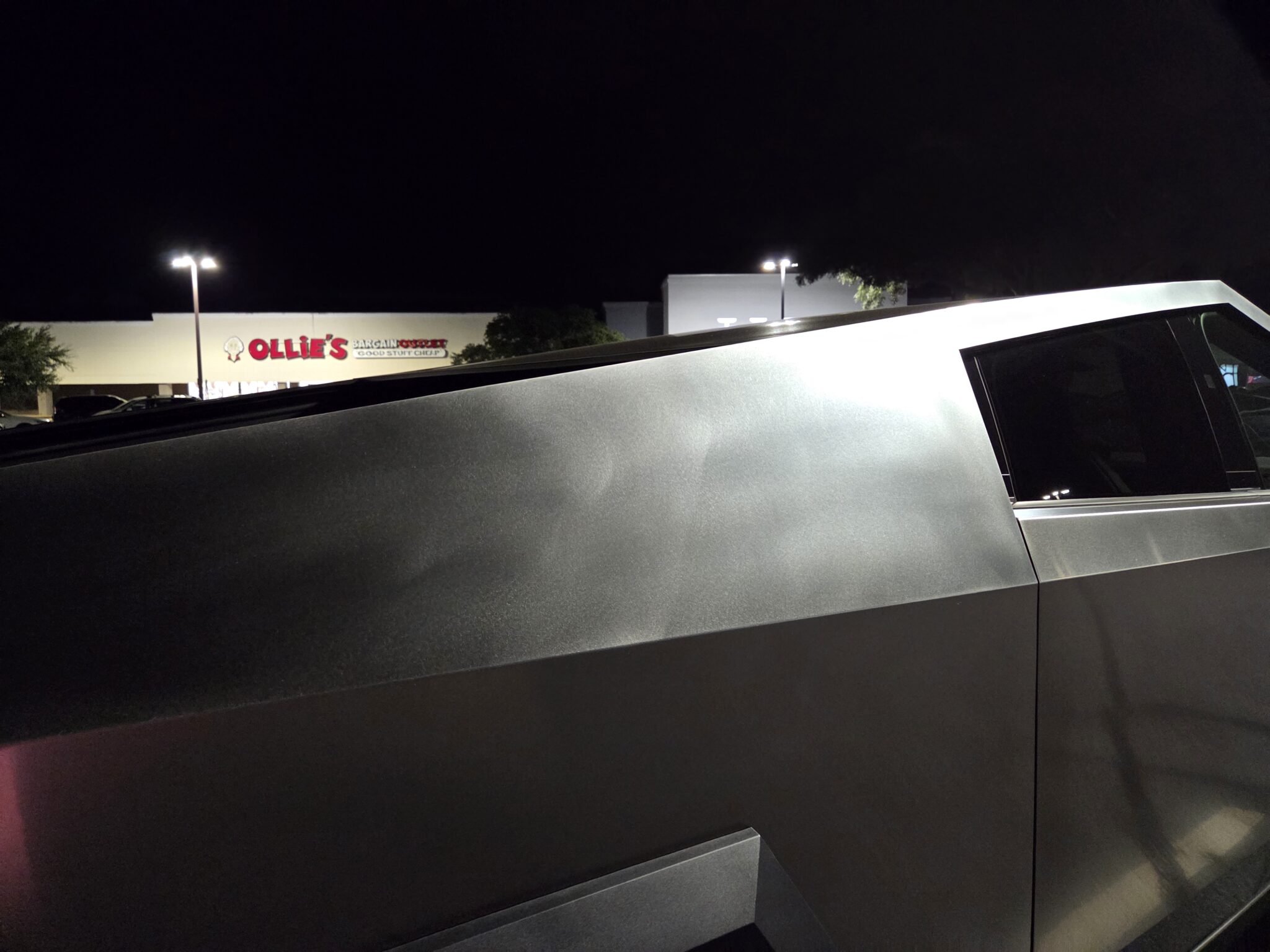 Cybertruck Stainless Steel Polishing | EXQUISITEMAD® Mirror Finish Services